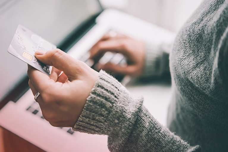 Sačuvajte karticu i plaćajte – na portalu Moj mts | mts Tvoj svet